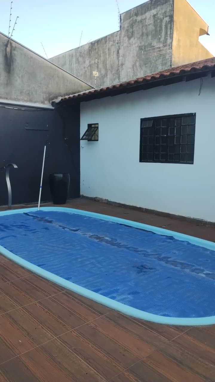 Casa Completa Com Piscina - Maringá
