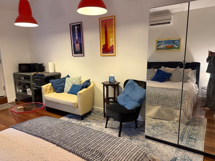 Cute Culver Single W/ Optional Swimming Pool Oasis - Santa Monica, CA