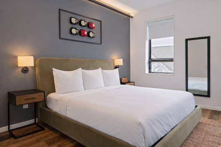 Sosuite | King Room - Philadelphia, PA