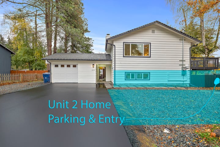 Lynnwood Lower-level In Duplex Downtown Modern New - Lynnwood, WA