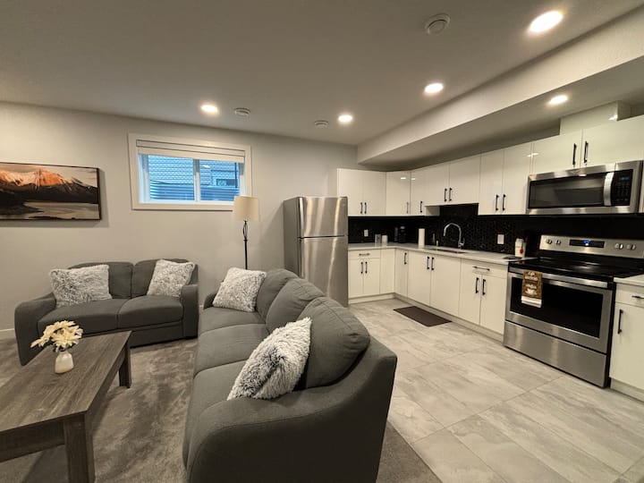 Basement Suite In Beaumont, Alberta - Beaumont