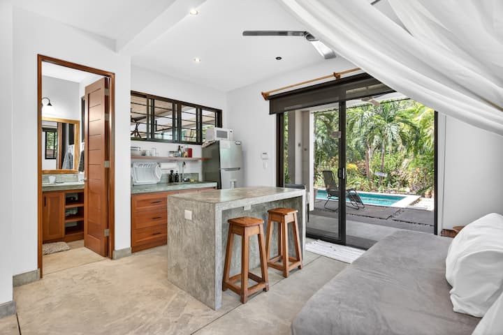 Ten Toes Surf House - Studio Rosado - Nosara