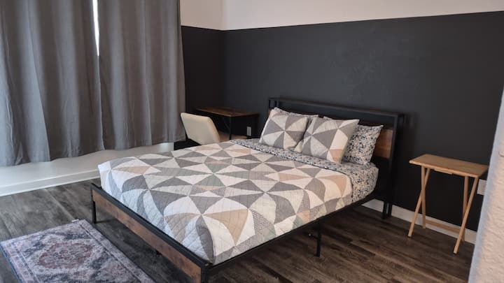 The Leander Hideaway: Chic 1-br Near Austin - Leander, TX