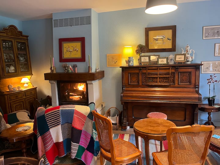 Passez La Nuit Dans Un Salon De Thé - Nouan-le-Fuzelier