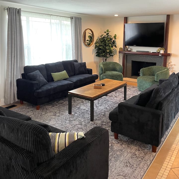 2 Whole Houses, Fire Pit, Game Room, Feel At Home. - Utah