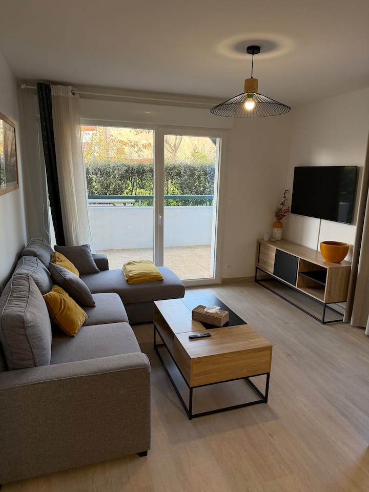 Charmant Appartement T2 Avec Jardin - Saint-Pée-sur-Nivelle