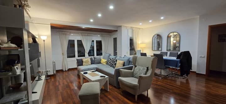 3 Habitaciones Con Terraza En El Centro De Premià - Mataró