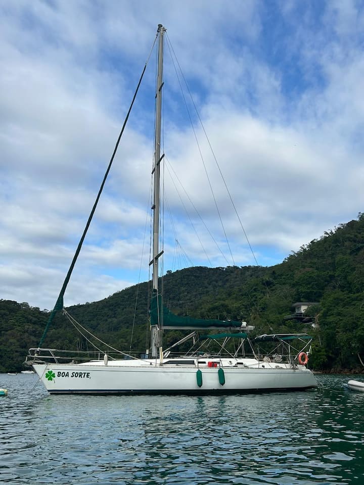 Veleiro Boa Sorte Experiencia Inolvidable - Ilha Grande