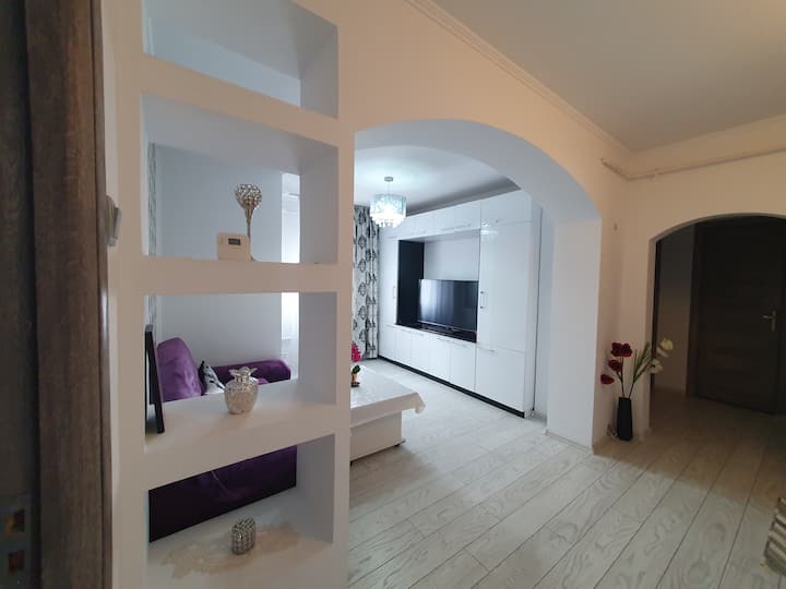 Apartament Cart 1 Mai, In Apropiere De Centru - Craiova