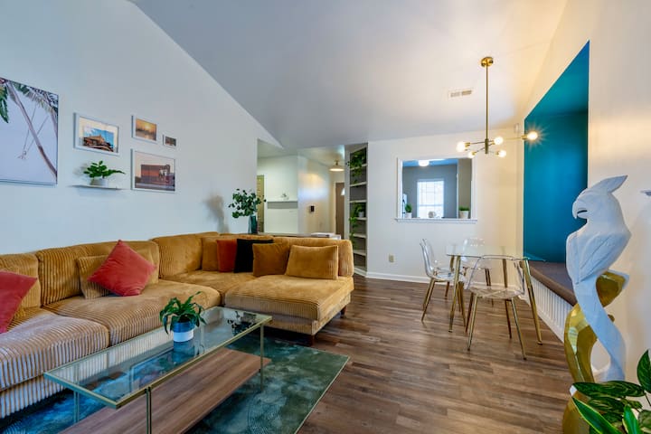 Stylish 3br Durham Retreat • Backyard • Near Duke - Durham, NC