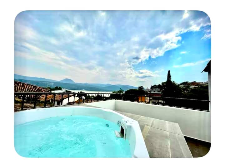 Hermosa Casa Jacuzzi Terraza - Valle de Bravo