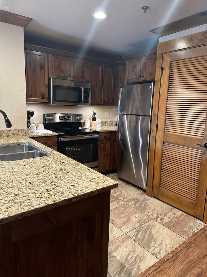 Smoky Mountains 2br Getaway + Free Waterpark - ガットリンバーグ, TN