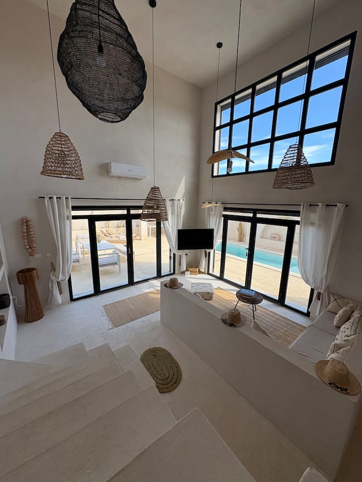 Villa Dar Olfa Proche Centre-ville Avec Piscine - Houmt Souk