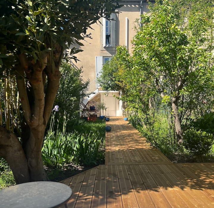 Maison De Charme Avec Jardin Au Cœur De La Ville - Carcassonne