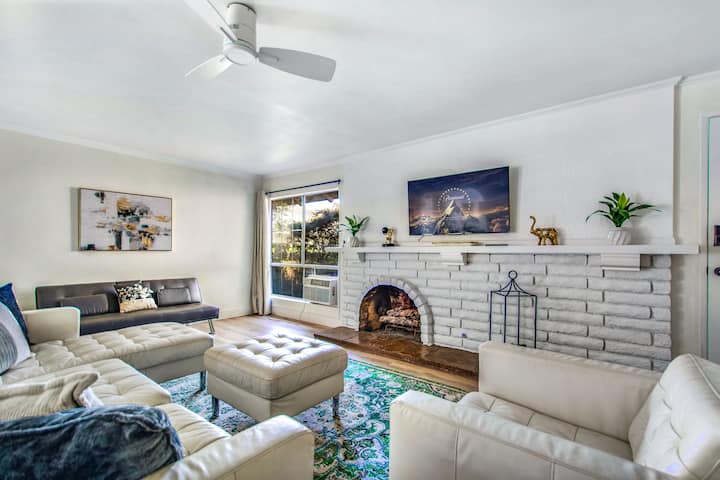 New Nobel Prize | Close To Shopping | Close To Fwy - Santa Ana, CA