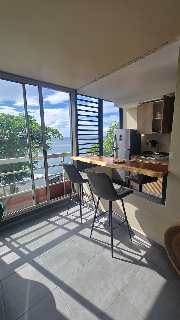 Suite Privée Luxe En Bord De Mer Avec Bar Design - Tahiti