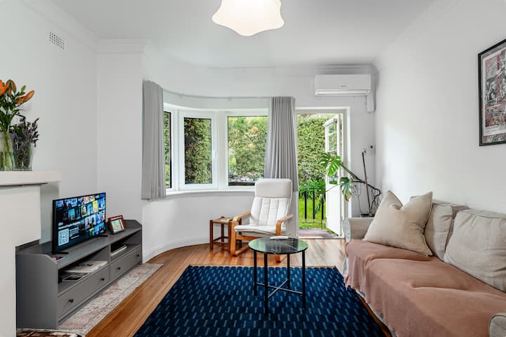 Newly Renovated Art Deco Gem Near Chapel St - Saint Kilda