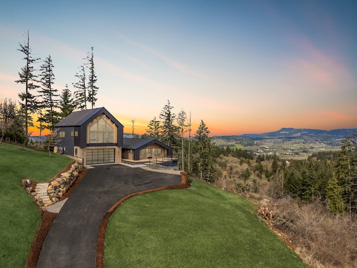 Hoskins Hill Estate - Dundee, OR