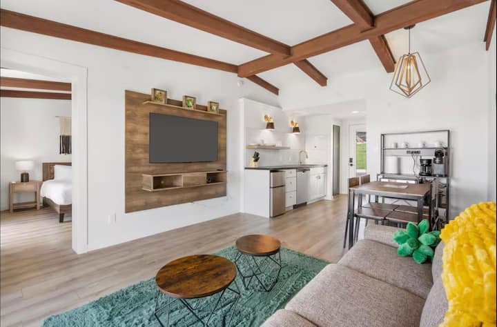 The Getaways 127-lake View, Pool & Playground - Kimberling City, MO