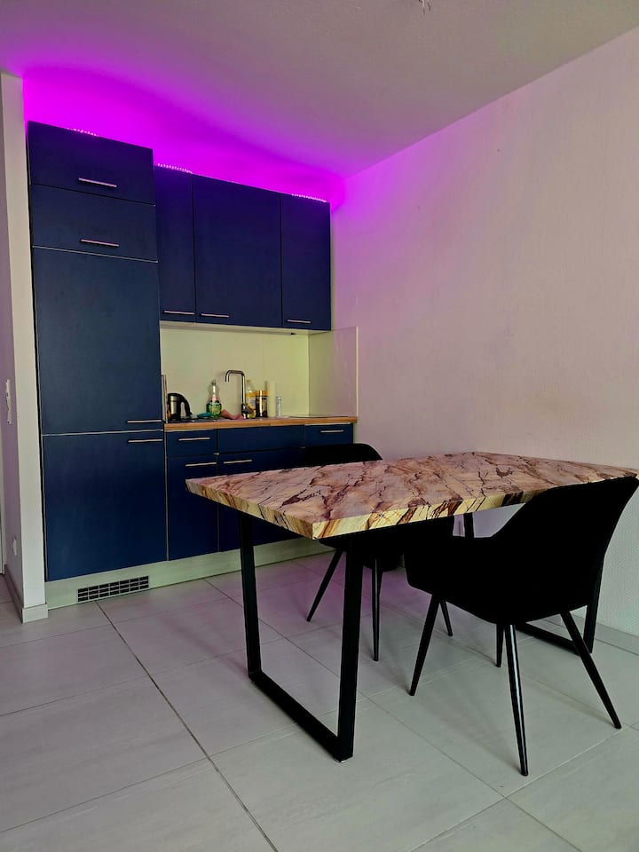 Top Luxury Apartment! Airpot+mercado Mall 5min! - Nuremberg