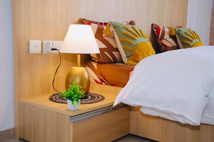 *Brand New* Radha Kutir - Vrindavan