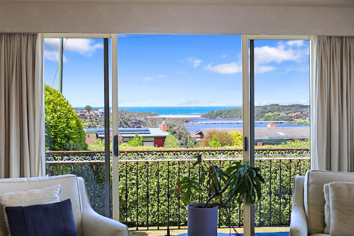 Coastal Getaway-3br, 2ba With Stunning Sea Views - Allansford