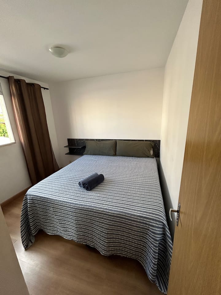 Apt. Compl Próx Aero Cnf, Cid. Galo/adm | 6x S/jrs - Santa Luzia