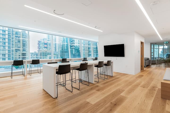 Downtown Condo 1bed & Gym Near Yaletown Skytrain - Vancouver