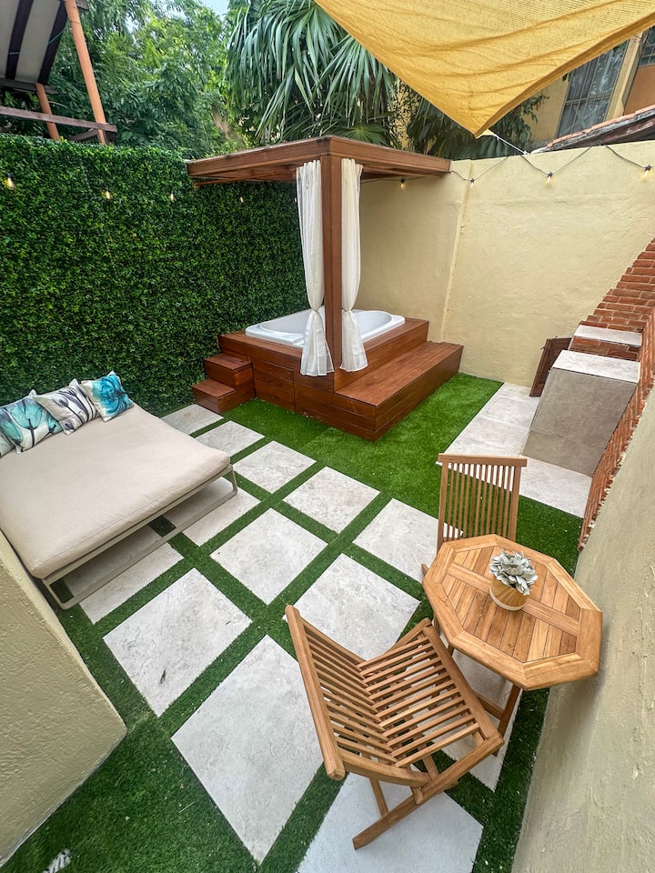 Spacious & Modern Close To Beach | Jacuzzi | Bbq - Cancún