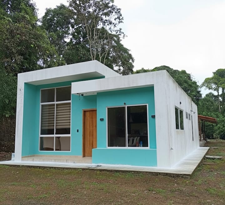 Naturehouse: Conexión Y Relax - Pedro Vicente Maldonado