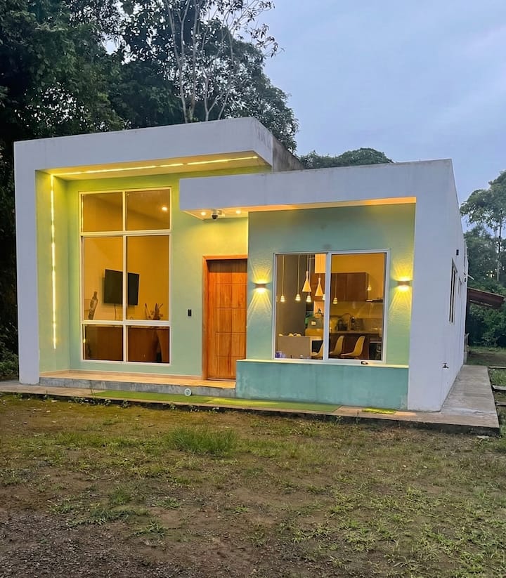 Naturehouse: Conexión Y Relax - Pedro Vicente Maldonado