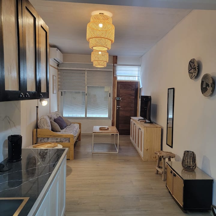 Precioso Y Amplio Con 2 Dormitorios Y Parrillero - Montevideo