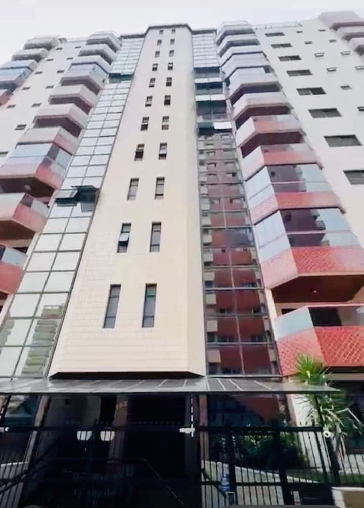 Amplo Apê 133 M² A Poucos Passos Da Praia 3 Dorm. - Praia Grande
