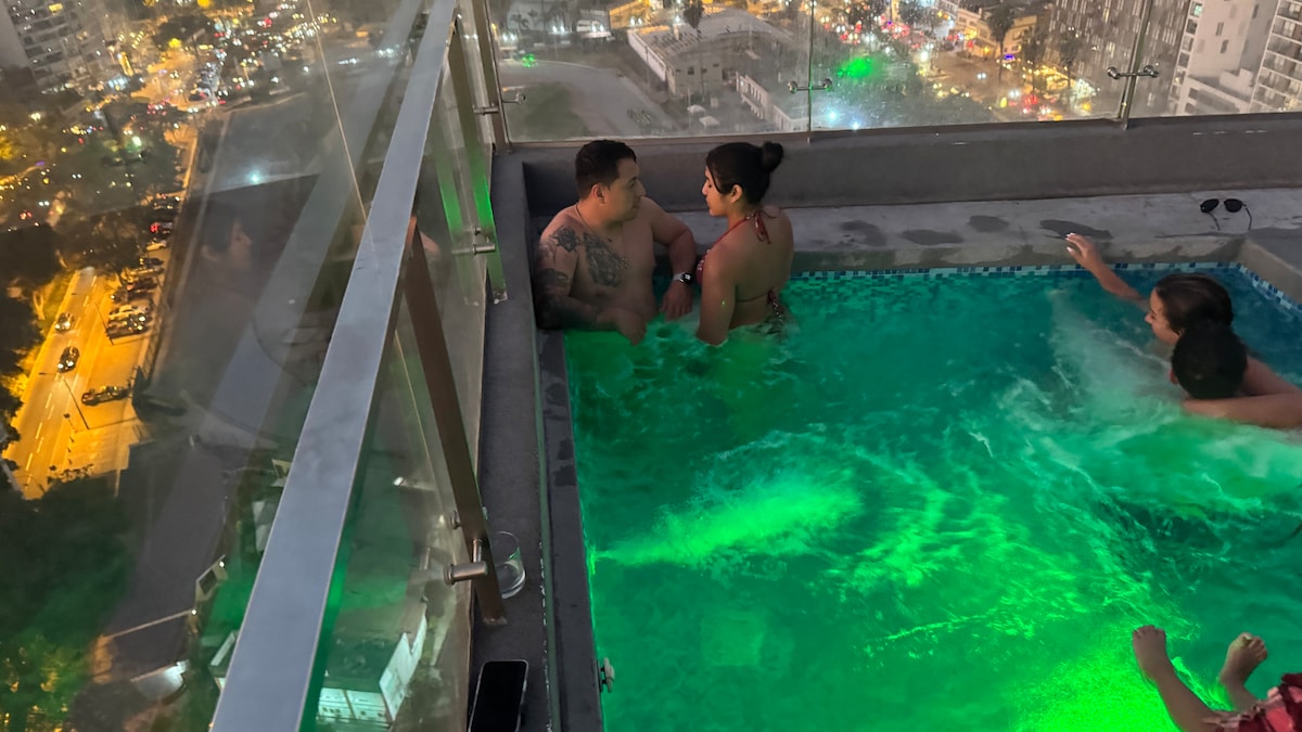 Ático romántico en el último piso con jacuzzi privado - Departamentos ...