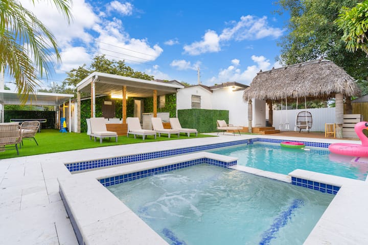 Luxury Home With Heated Pool: “Casa Azul” - Miami, FL