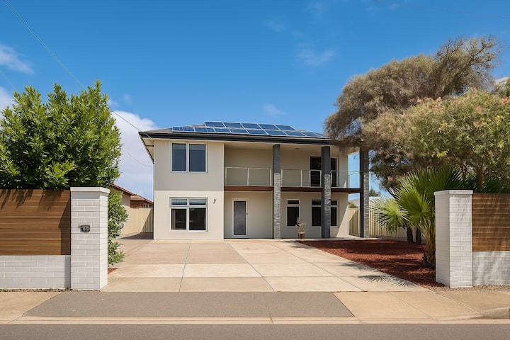 4br Dual-living Beach House | Walk To Coast - Aldinga