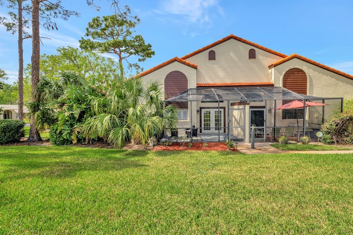 A Golf Resort Beauty. - Epperson Lagoon, Wesley Chapel