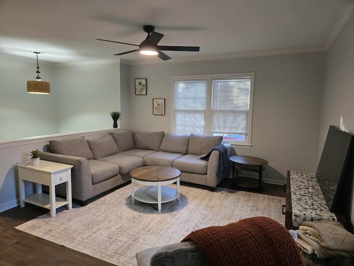 4br North Raleigh Retreat W/deck & Yard - Raleigh, NC