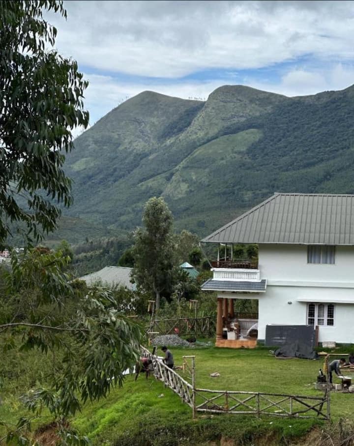 Elim Retreat Kanthalloor- Cottage Stay - Marayoor