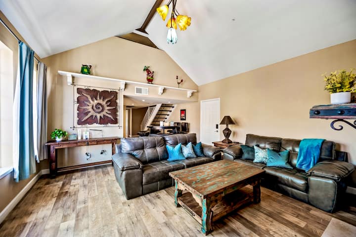 Charming Scottsdale Villa
Close To Old Town & Asu - Scottsdale, AZ