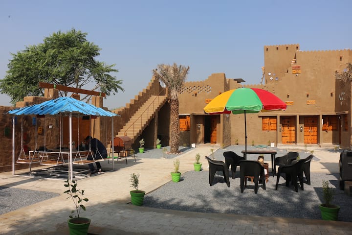 Muddgram-traditional Architecture And Modernity - Behror