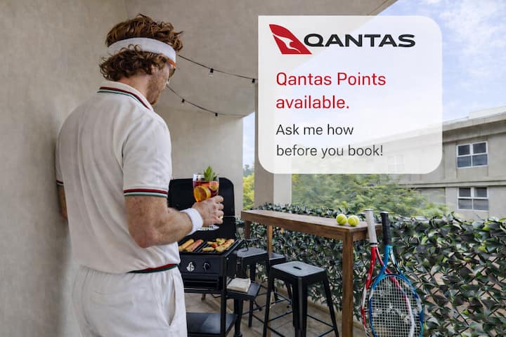 Anyone For Tennis? Sauna-2 Cars-king Bed-tres Chic - Australia