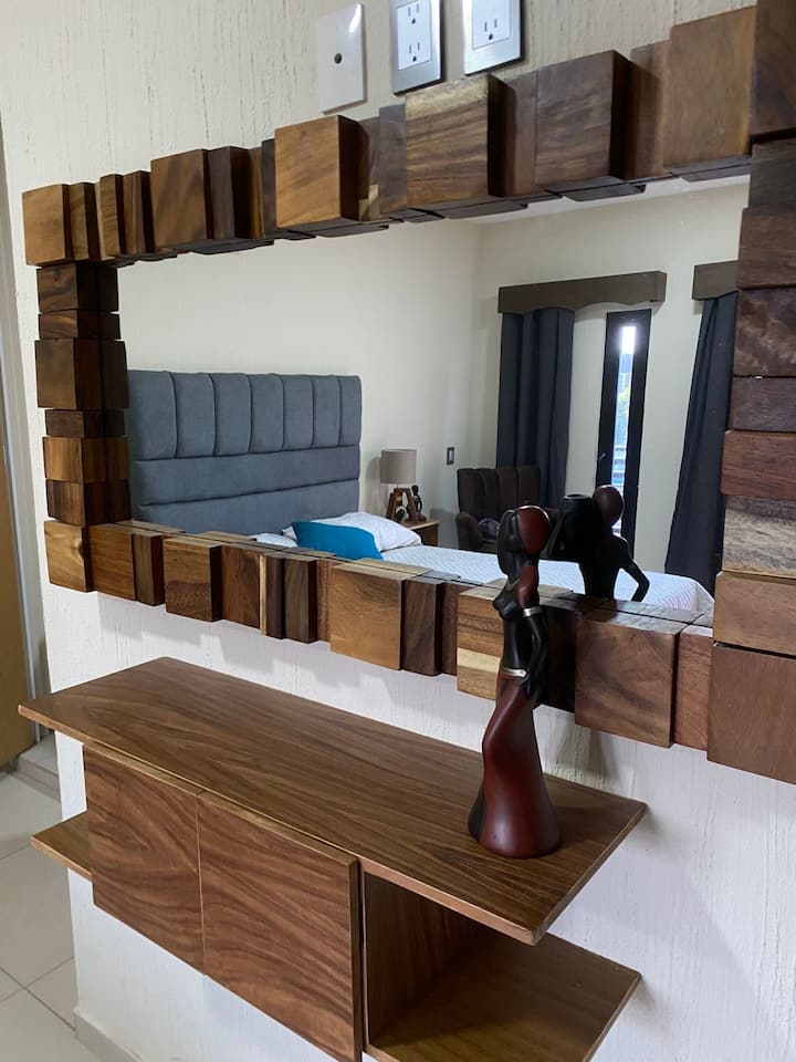 Casa De Los Parques

*Facturarmos* - Tlaquepaque