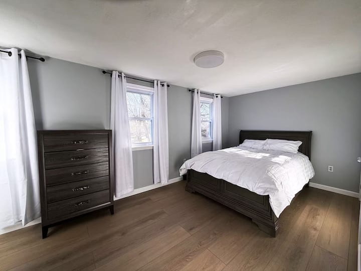 Beautiful Colonial Entirely Renovated In 2025 - Harold Parker State Forest, Andover