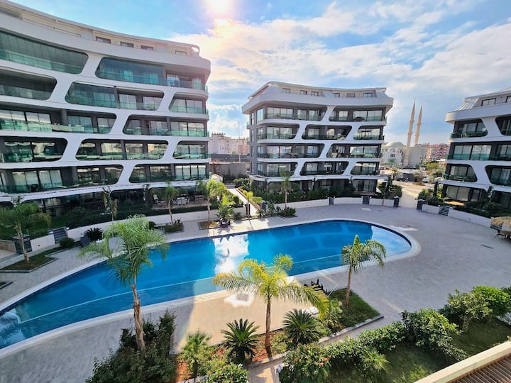Stylish 1+1 Oba | Pool & Near Beach - Tosmur