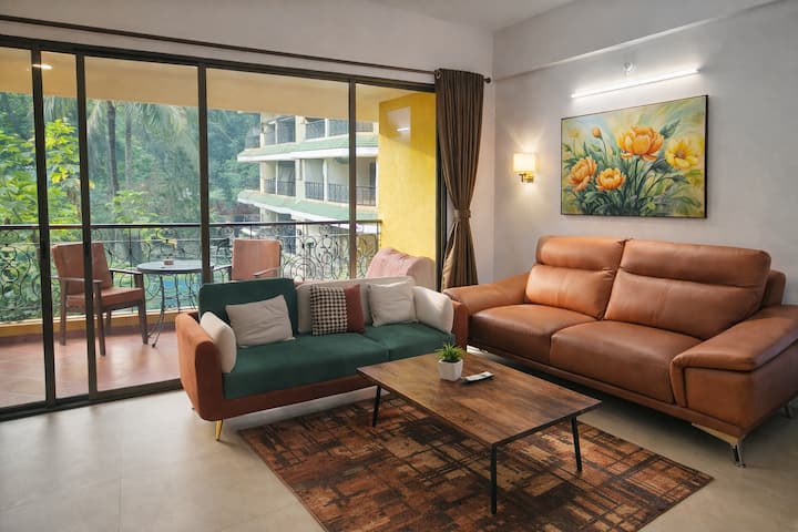 1-bedroom Near Baga Beach | Pool & Balcony - Goa