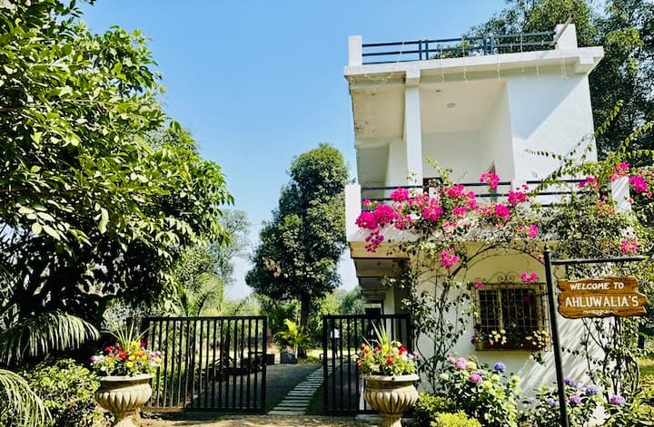 Ahluwalia’s Farmstay - Mandla