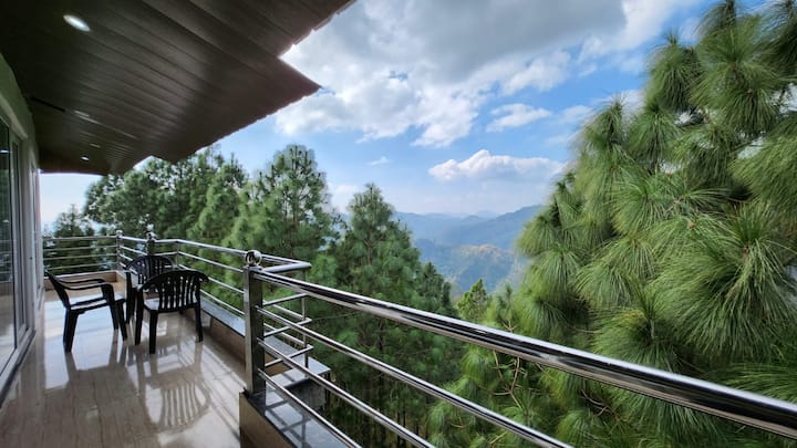 A Hidden 2bhk Gem In The Hills Of Lansdowne - Lansdowne