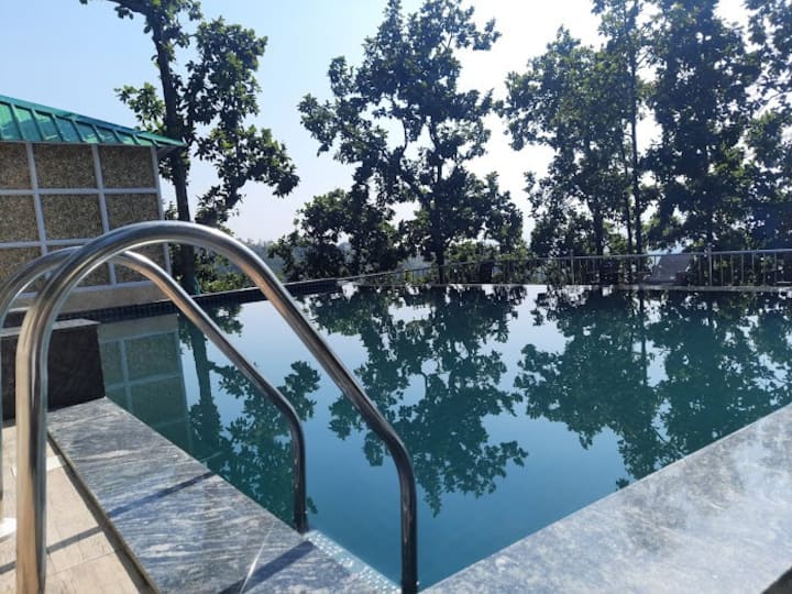 2 Bhk Orchards Apartment - Lansdowne