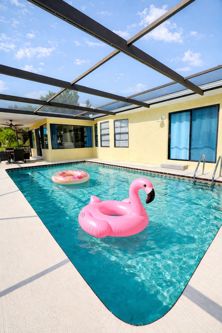 Waterfront Heated Pool, Kayaks, Arcade, Foosball - Buccaneer Bay, Spring Hill